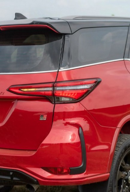 7536152070 Genuine Toyota PLATE FR FENDER 75361-52070 OEM for sale ...