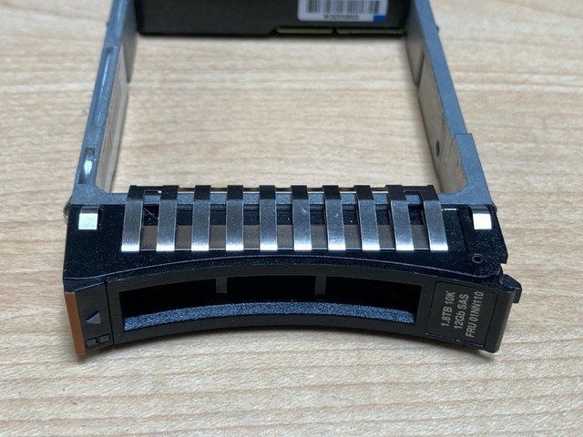 IBM 01NN126 01NN124 01NN110 1.8T10K 12GB 2.5 V7000 server hard disk for ...