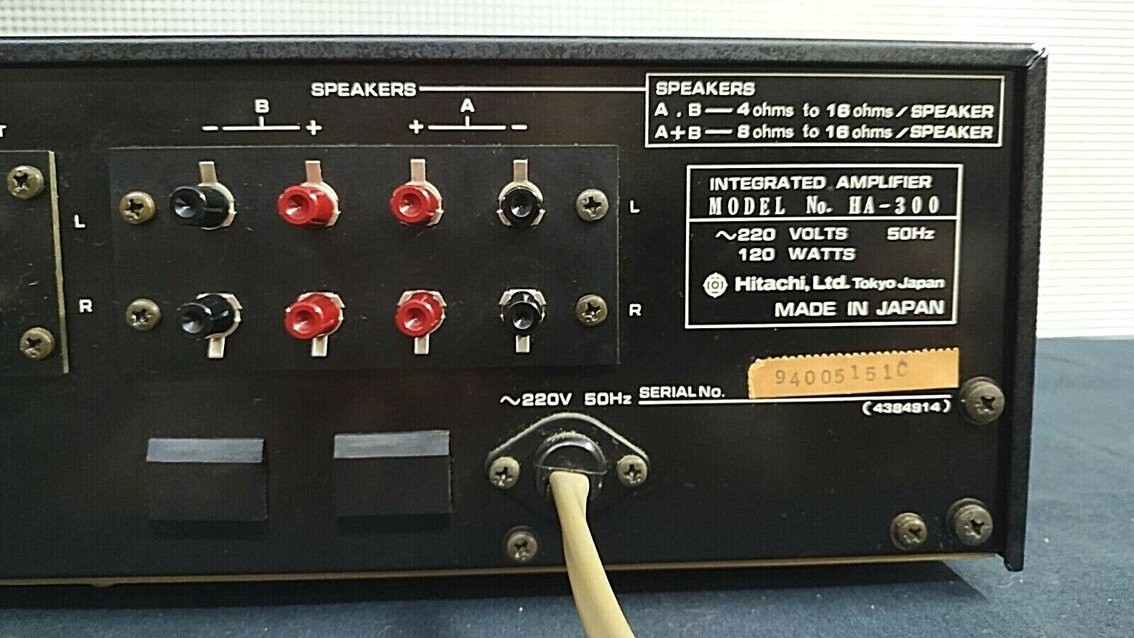 AMPLIFICATORE HITACHI HA-300 VINTAGE (77's) INTEGRATED AMPLIFIER -P E R ...