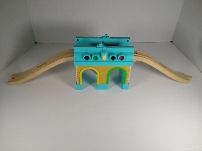 Chuggington Tunnel Depot Wooden Railway Brio Compatible Bridge Risers ...