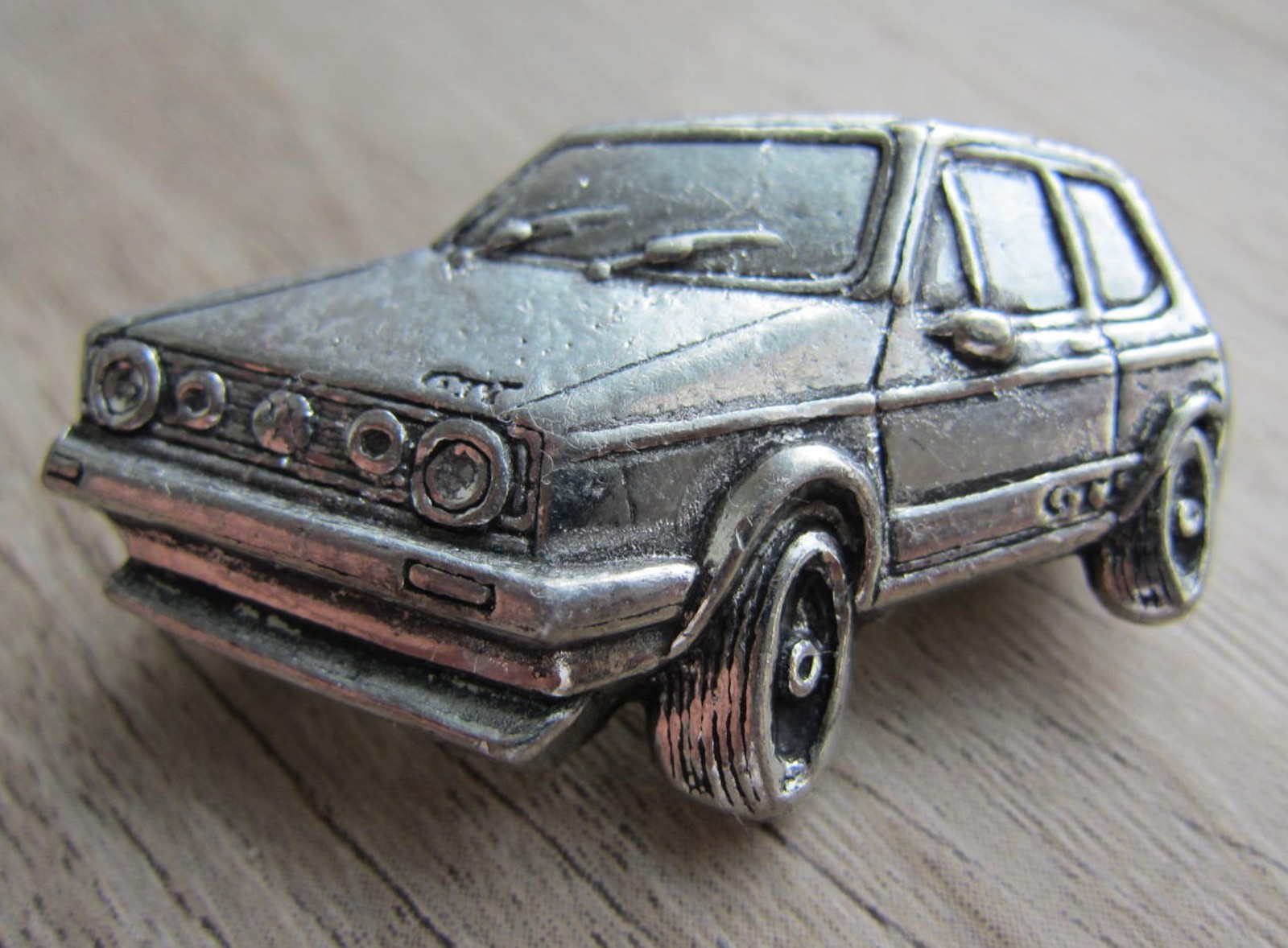 Volkswagen Pin / Pins: VW Golf I 1 GTI - Pin - 3 D - 4,0 x 2,5 cm groß ...