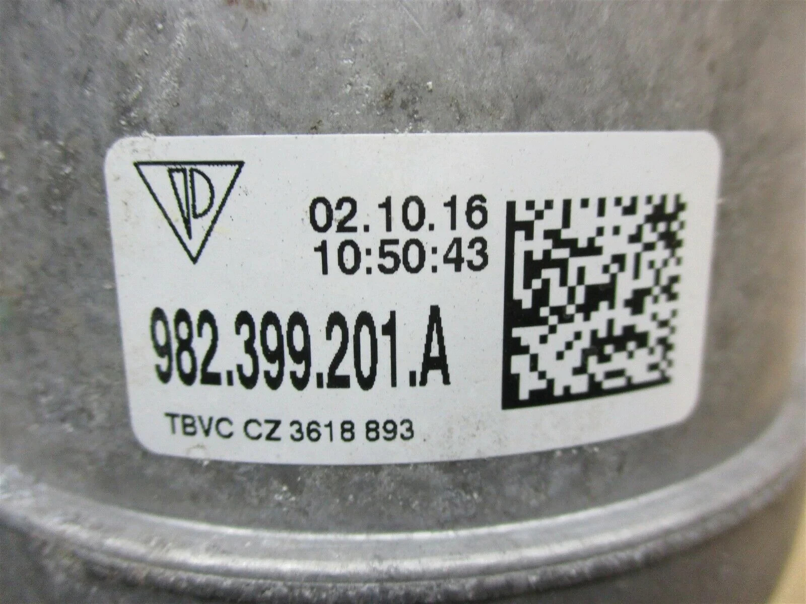 17 Boxster S RWD Porsche 718 L Transmission MOUNT 982399201A ...