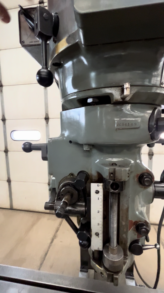 1985 Bridgeport Milling Machine & Shaper Attachment 2hp Variable Speed ...