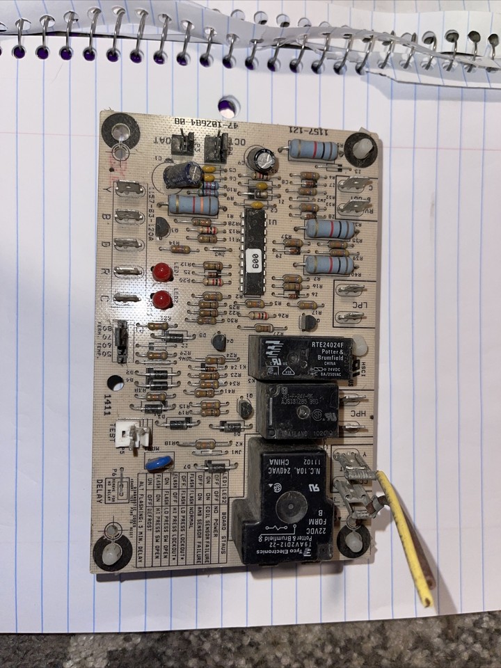 CARIER BRYANT CONTROL BOARD 1157-121 47-102684-08 1157-83-120A (5286 C1 ...