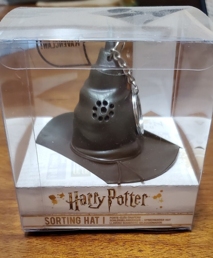 Harry Potter Wizarding World Talking Hogwarts Sorting Hat Key Ring | eBay