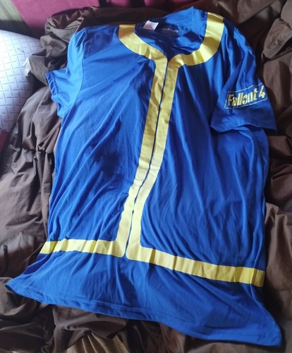 NEW Men's Vault Boy 111 Fallout 4 Bethesda SIZE XL Blue & Yellow Shirt ...