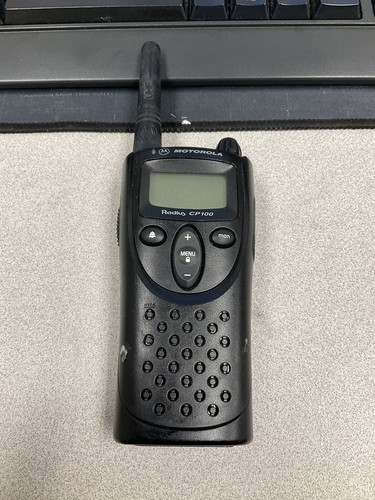 Motorola Radius CP100 P24SSC03F2AF Hand Radio 723755538863| eBay