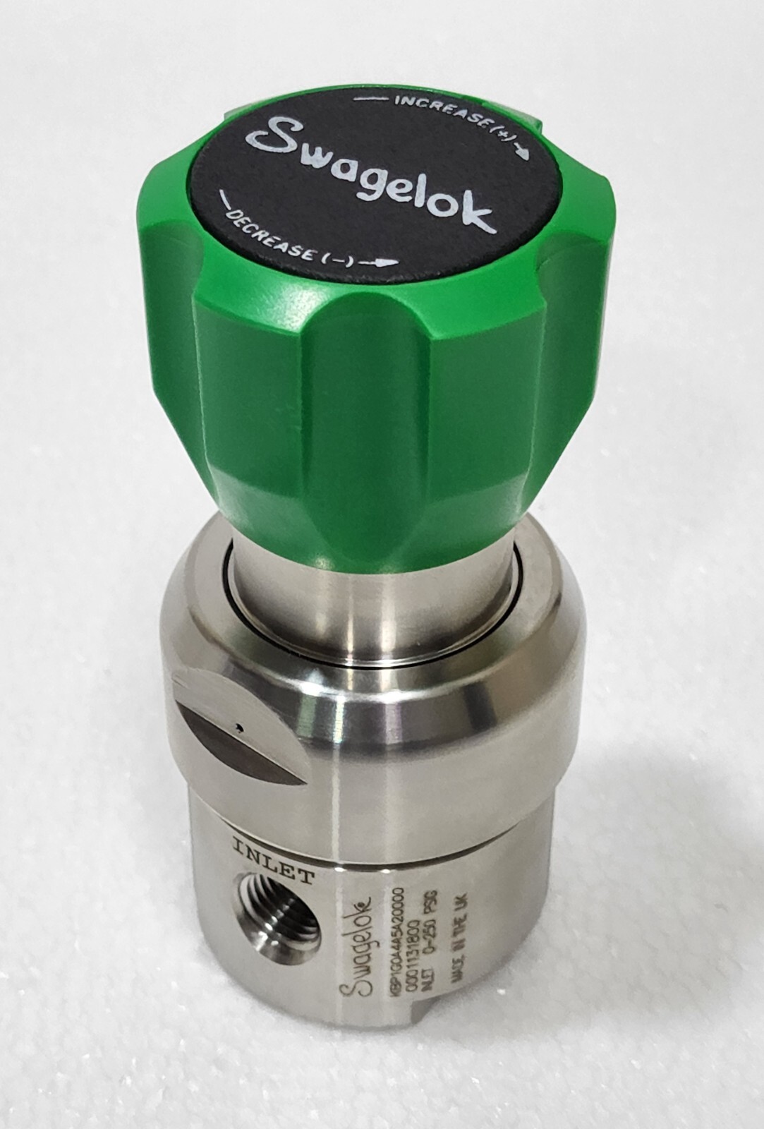 SWAGELOK KBP1G0A4A5A20000 BACK PRESSURE REGULATOR 316SS 0-250 PSIG 1/4 ...