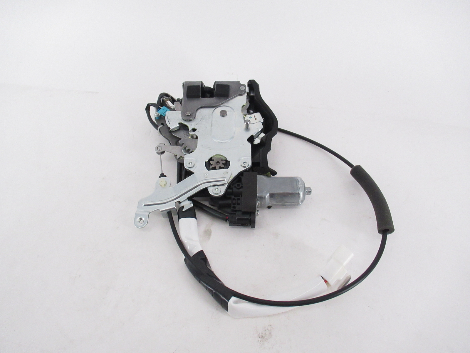 Genuine OEM Toyota 69300-08011 Left Rear Door Lock Assy 2004-2010 ...