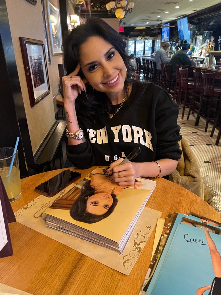 Trinity St Clair Sexy Autographed Signed 8x10 Photo Adult Model COA Proof 508 | eBay