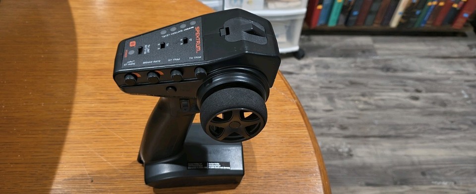 Sonic Wake Pro Boat Self Righting 36 In with Accessories and Remote ...