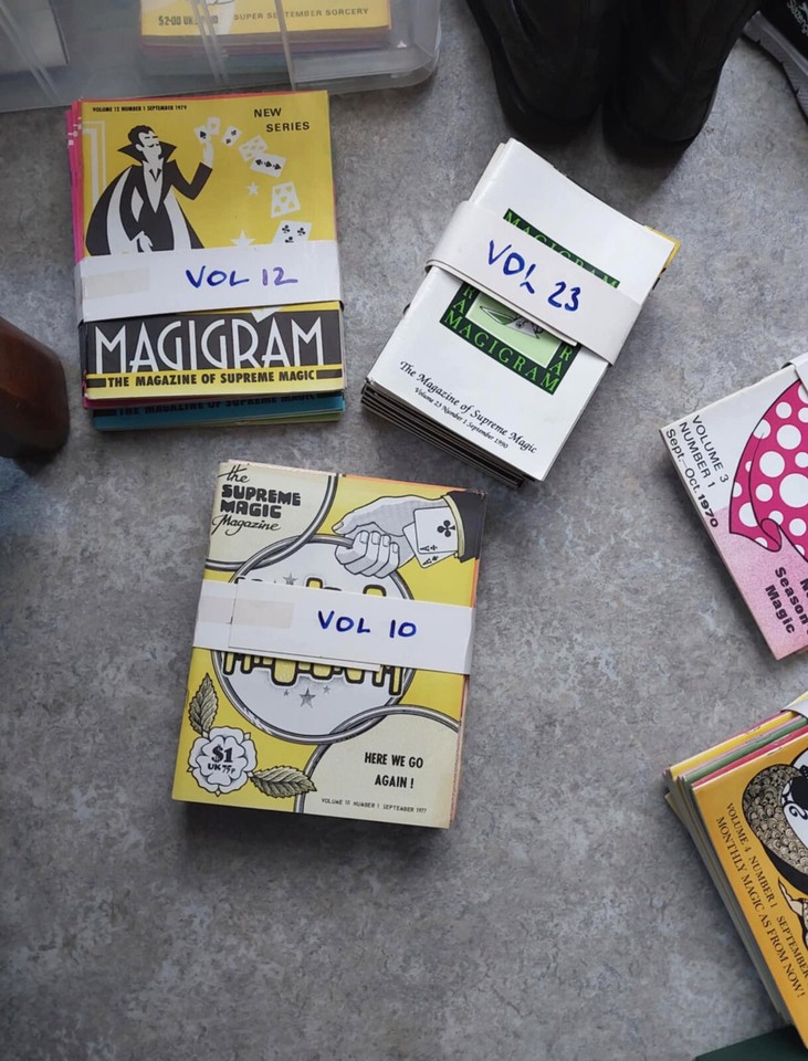 Magigram Magic Magazines, Job lot, 22 volumes magic tricks, Coin tricks ...
