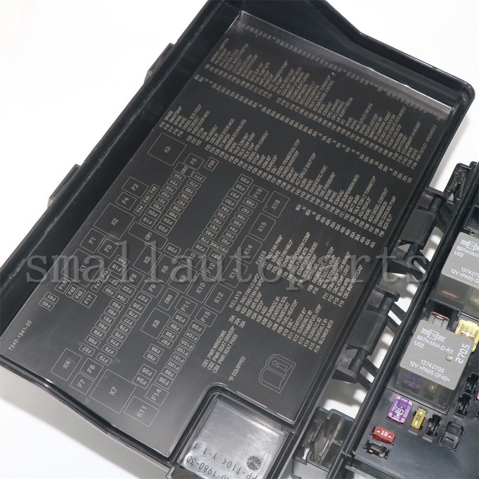 OEM Intelligent Power Distribution Center Fuse Box 68199793AF for 2013 ...