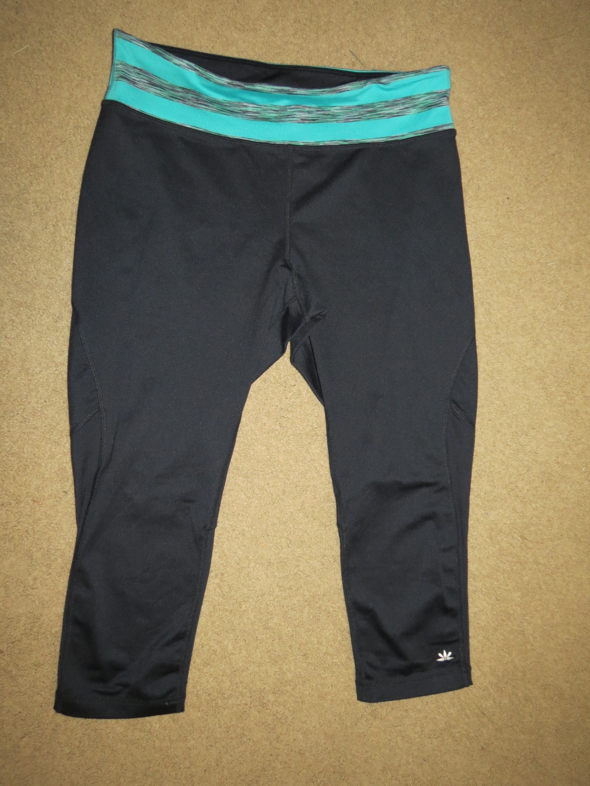 SUPER Lukka black w/ light teal? waistband capri leggings - womens L | eBay
