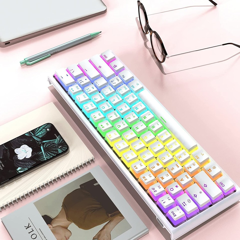 🔥STOGA White Mini Keyboard with Rainbow Blacklit, Wired Mechanical ...