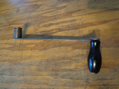 Cash Register, Adding Machines - Crank Adding Machine