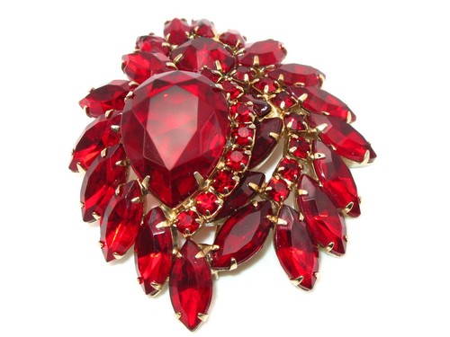 VINTAGE LARGE RED RHINESTONE BROOCH BIG TEARDROP STONE PRONG SET ...
