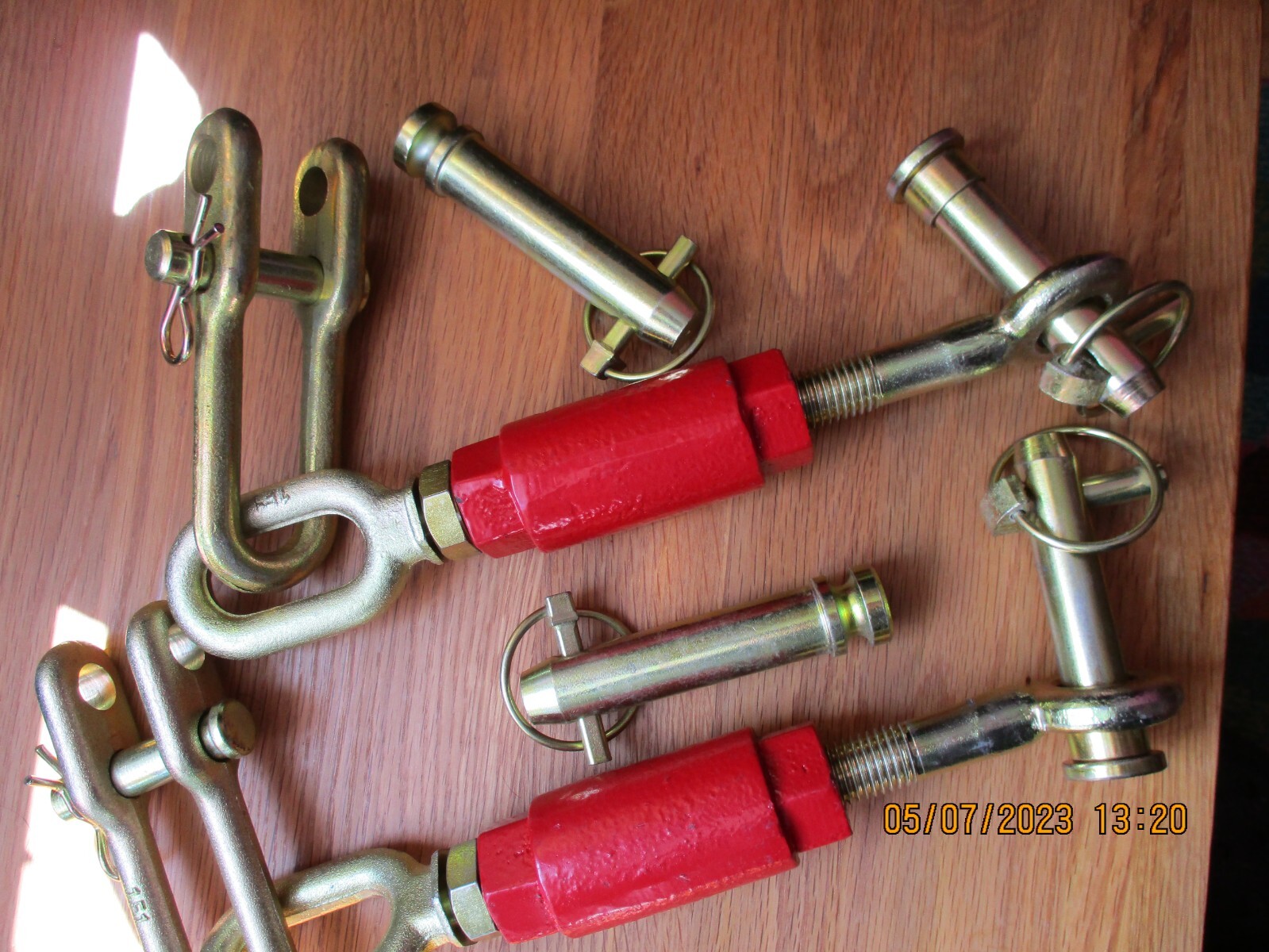 FOR CASE INTERNATIONAL TRACTOR CHECK CHAINS | eBay UK