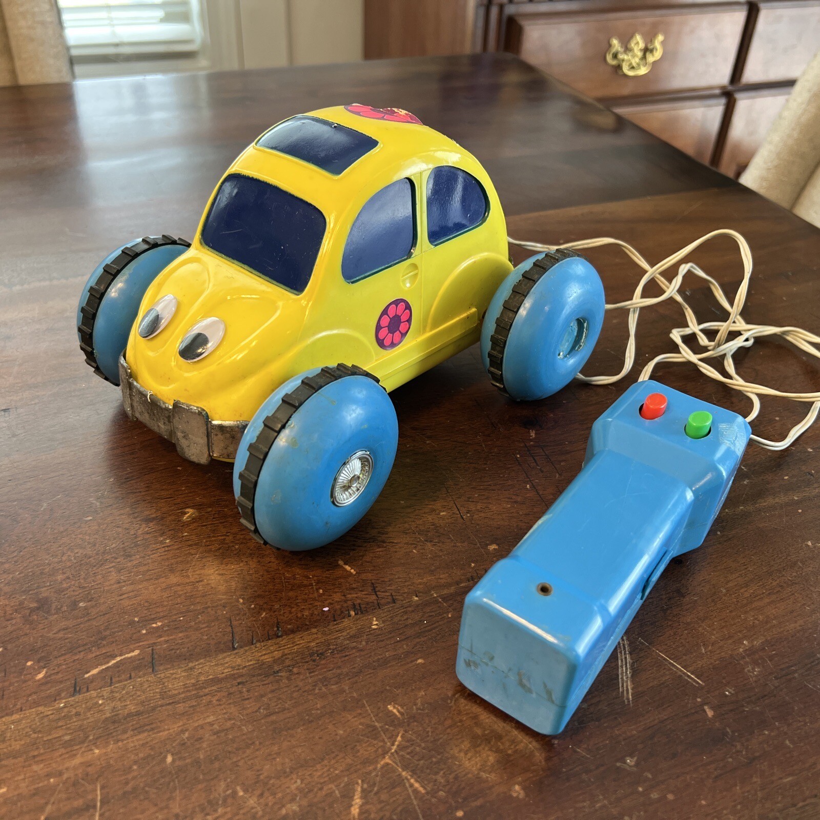 Vintage 1979 Cragstan Bumble Buggy Battery Operated Beetle! WORKS! w ...