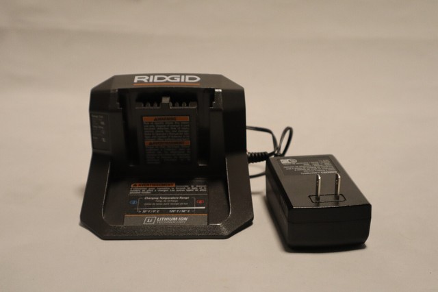 RIDGID 18 Volt Lithium Ion Compact Battery Charger #R86093 (RENEWED ...