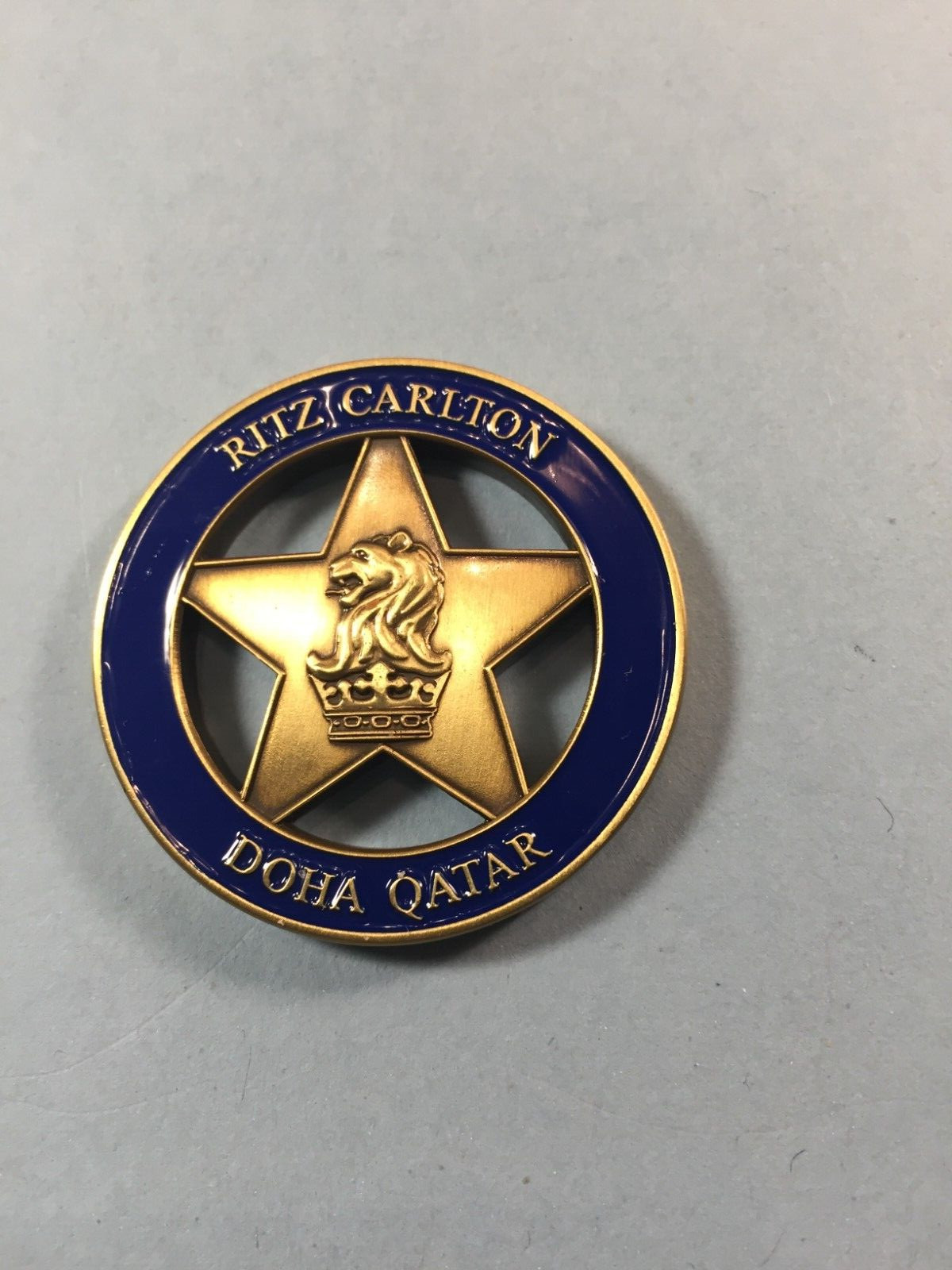 Foreign Challenge Coin – Ritz Carlton – Doha Qatar – Antique Coins World