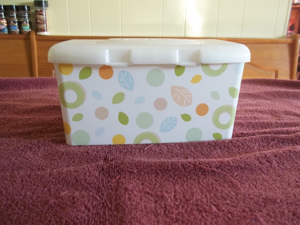 Huggies Empty Wipe Container Pop Top Leaves And Circle Design ...