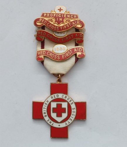 Vintage 1950s The British Red Cross Society First Aid Medal. PB1-180 ...