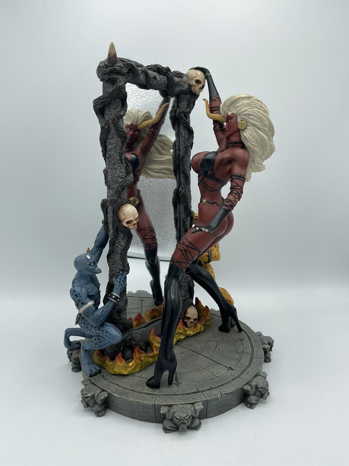 Brian Pulido LADY DEMON In Her Mirror Resin Statue - Sam Greenwell ...