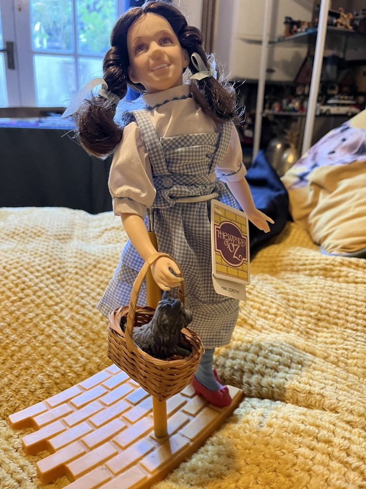 Wizard of Oz Dorothy DOLL 1987 Turner - Presents Hamilton Gifts Vintage ...