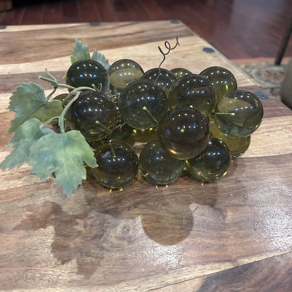 Vintage Large Green Lucite Grapes - 20 Grapes. Cluster is Approx 8” X 3 ...