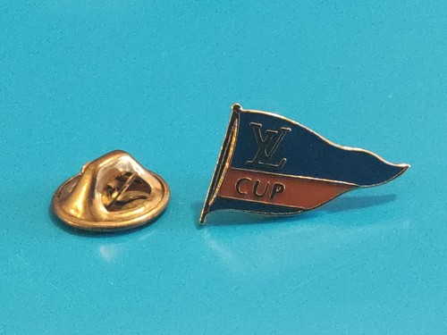 Louis Vuitton Cup Rare Vintage Pin-Collection Privée | eBay