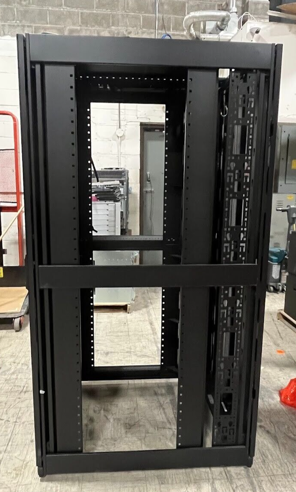 APC AR3150 Server Rack Enclosure SX 42U IP20 29" W x 42" D 78" H NO ...