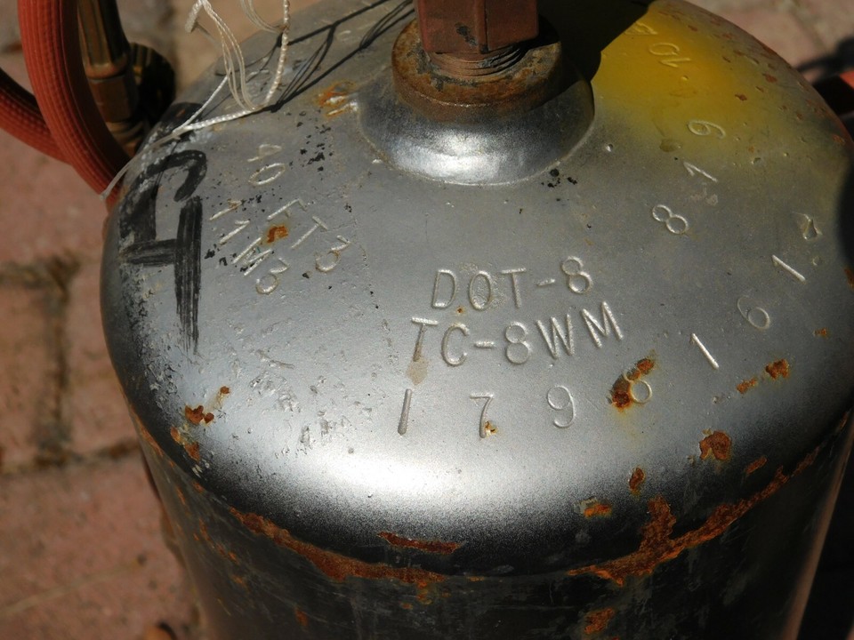 Regulator and Tank - Prest-o-Lite Acetylene Plumbers Torch - Orlando FL ...