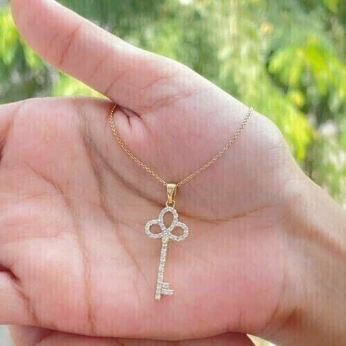 Women's VVS Natural Moissanite Classic Key Charm Pendant Necklace 925 ...