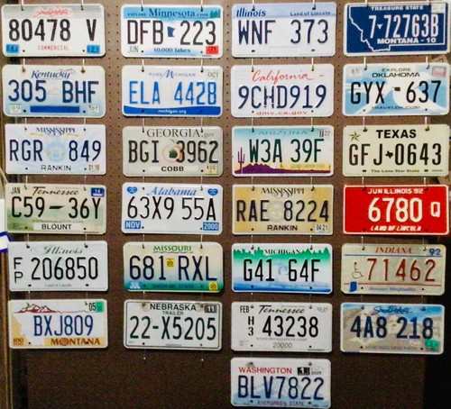 Large lot of 25 old colorful license plates - bulk - many states - low ...