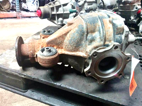 2004-2006 Nissan Armada Rear Axle Differential Carrier (3.36 Ratio) | eBay