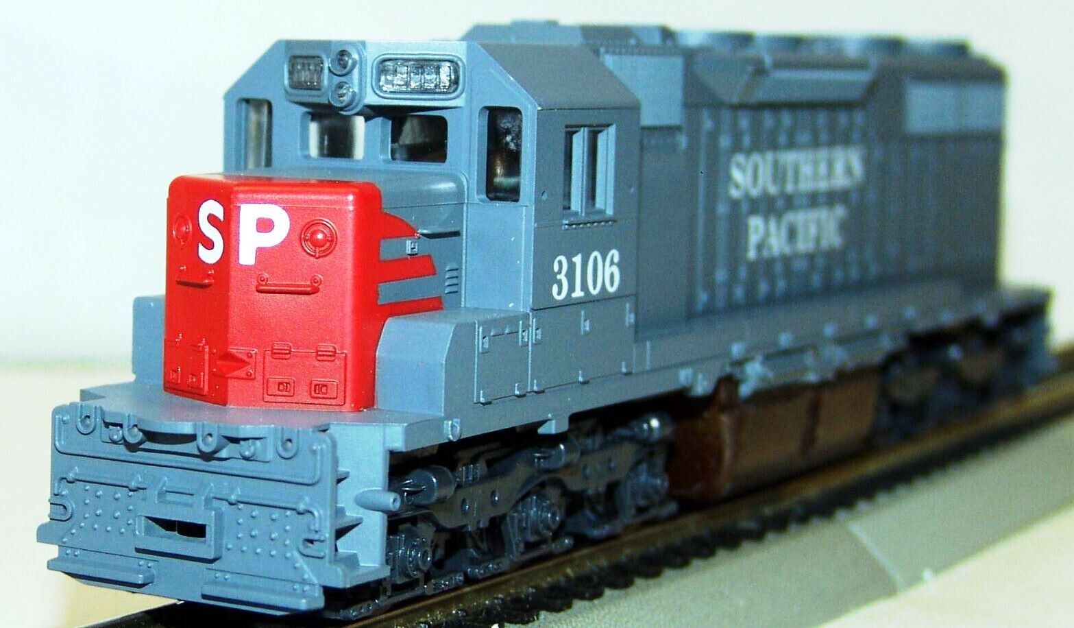 Con Cor HO Scale EMD SD35 Southern Pacific Locomotive | eBay