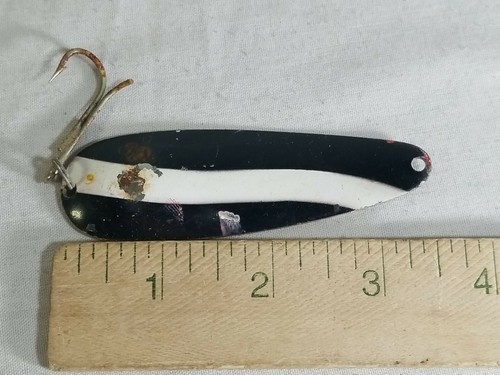 Daredevil Type Spoon Lure Black White Silver Back Fishing Vintage USA ...