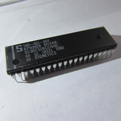 SC80C51BCCN40 Philips Intel 80C51 CMOS single-chip 8-bit ...