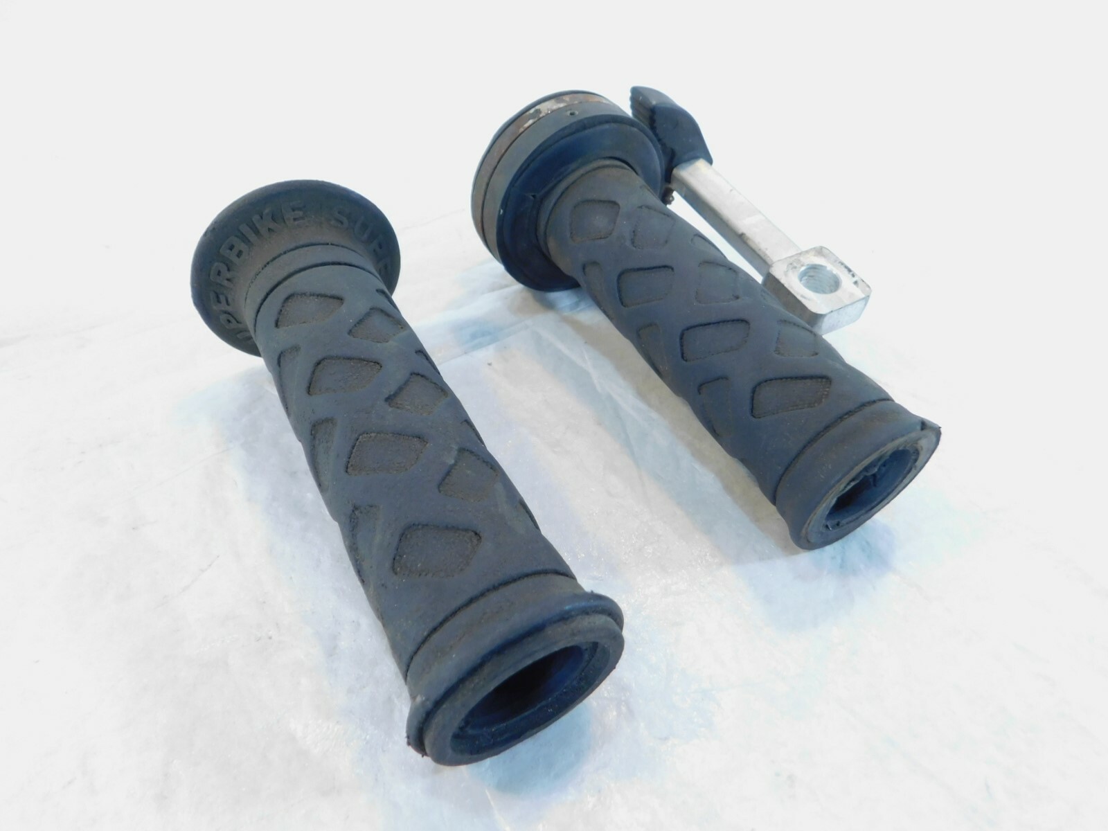 Kawasaki Ninja ZX6R ZX600 ZX-9R ZX11 ZZR600 Left/Right Handlebar ...