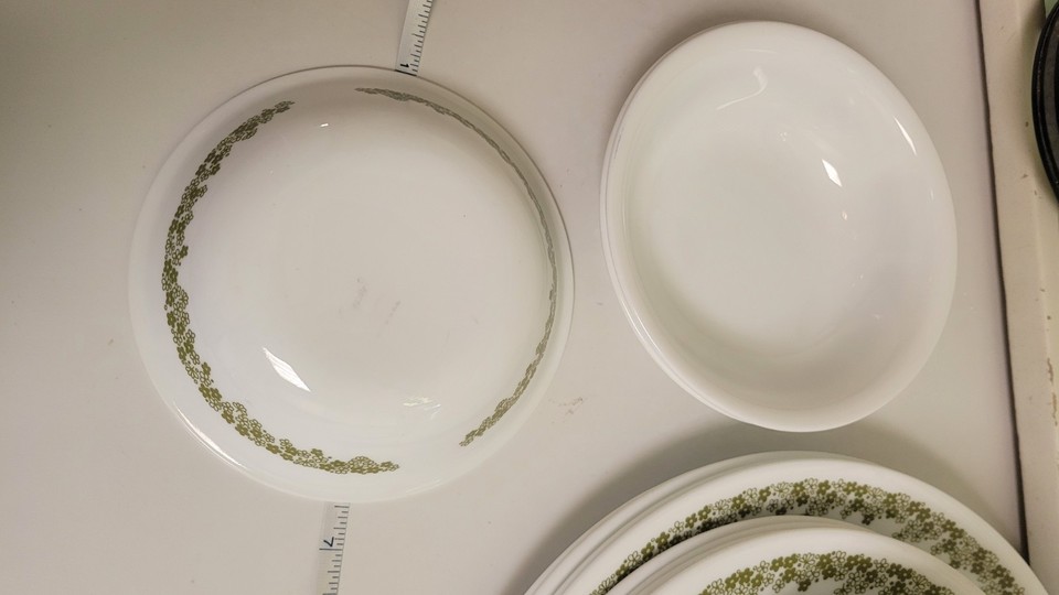 Corelle CorningWare Green Crazy Daisy Spring Blossom Set Of 19 ...