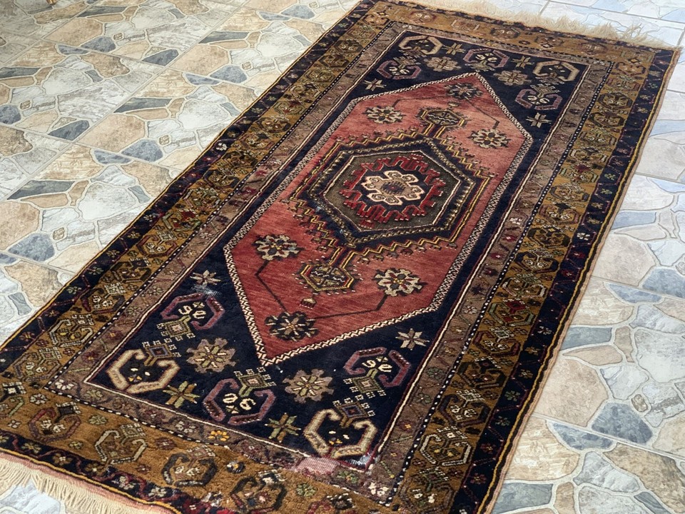 Geometric Turkish Vintage Rug,Farmhouse Vintage Anatolian Village Rug 3 ...