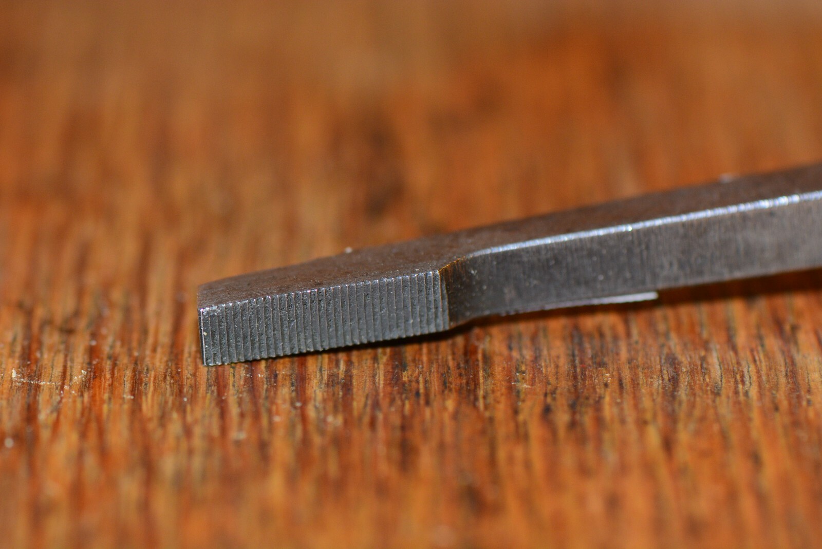 Internal Thread Chaser Wood Handle 23 cm long marked 40 for hardwoods ...