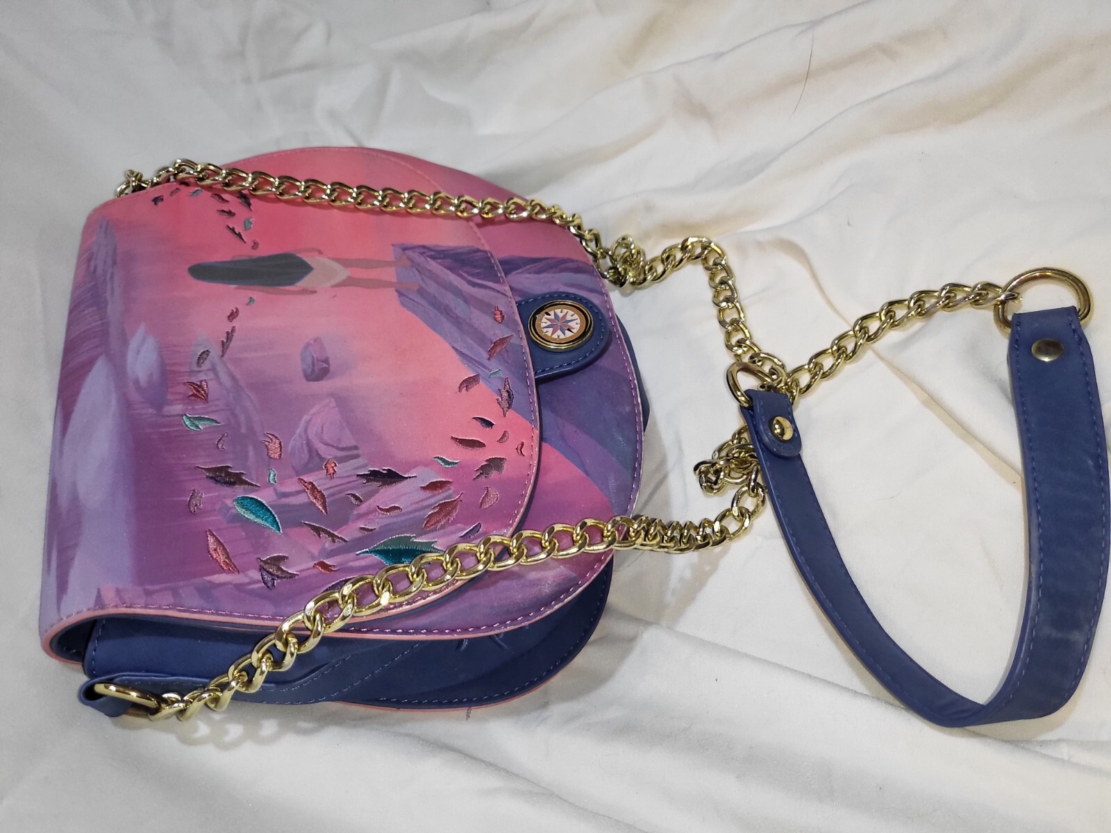 Loungefly Disney Pocahontas Colors of the Wind Crossb… - Gem