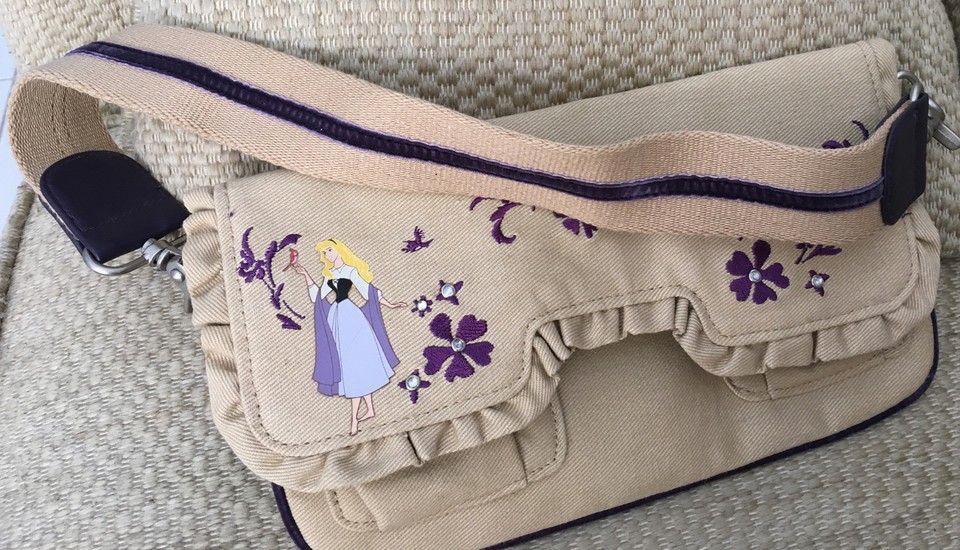 NEW DISNEY STORE SLEEPING BEAUTY AURORA PURSE WRISTLET CLUTCH TAN ...
