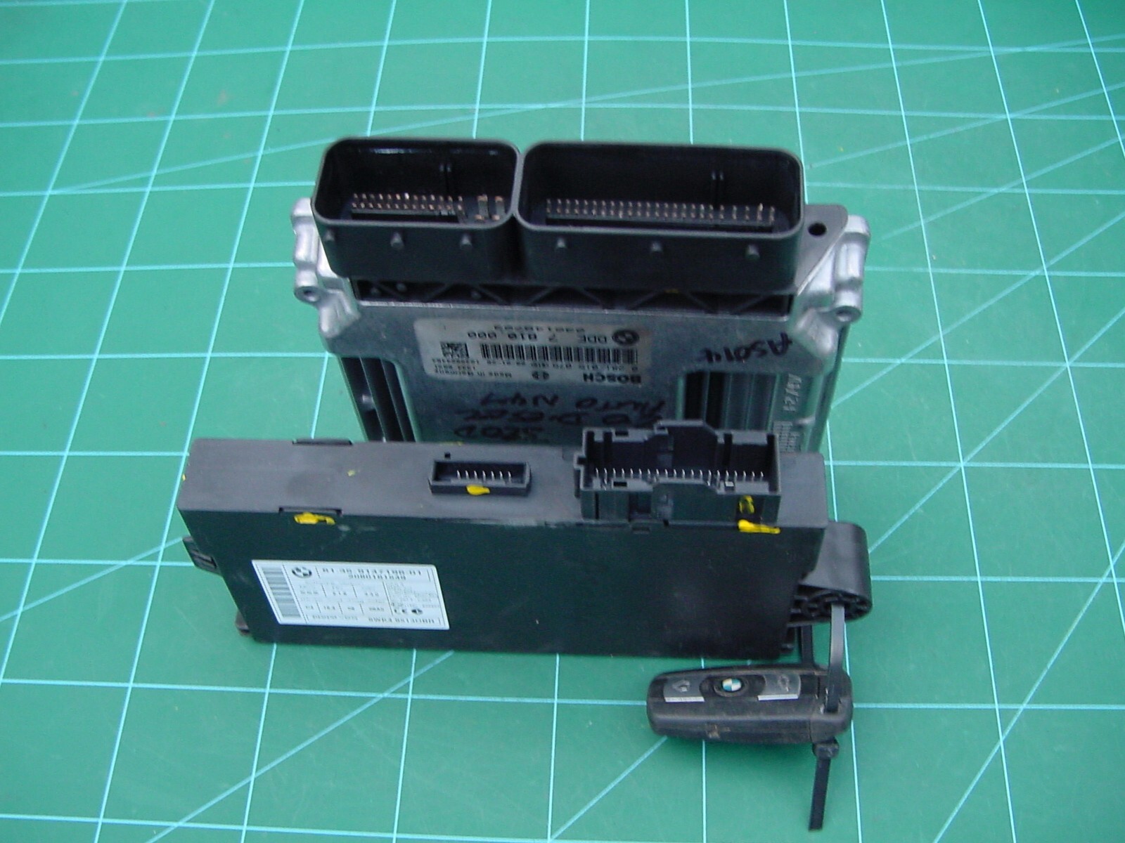 BMW 320d Ecu DDE 0281015075 7810000 E90 E91 2.0 N47 320 Diesel Ecm +Cas ...