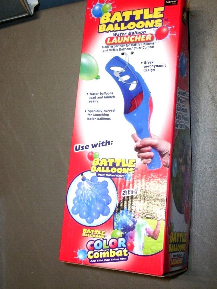 BATTLE BALLOONS WATER BALLOON LAUNCHER, NEW IN BOX, EXTENDS THROW RANGE ...