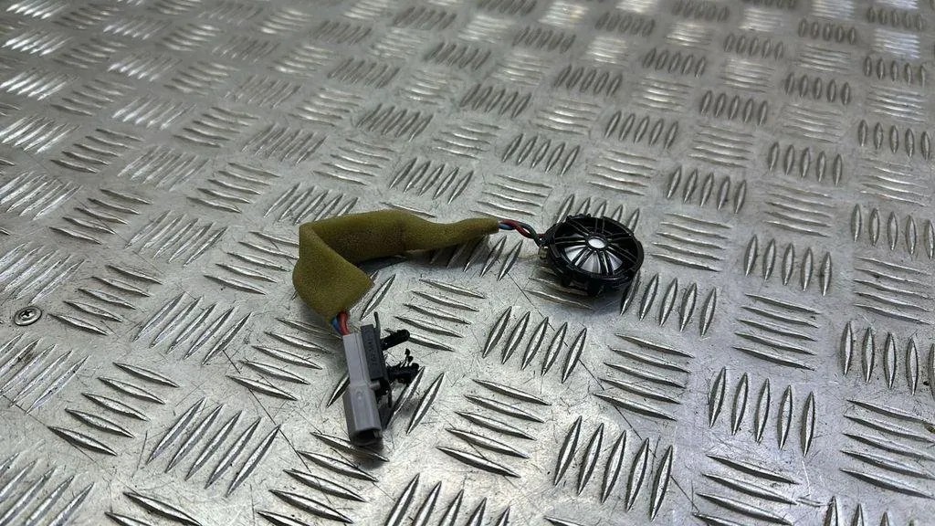 JAGUAR XJ X351 Rear Right Door Speaker BJ3218808AC 2.00 Diesel 202kw ...