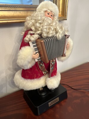 Christmas Fantasy Wonderland 18” Santa Musician Moves Plays Accordion ...