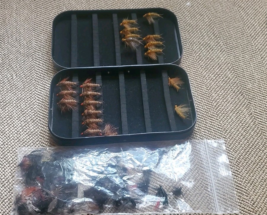 New Richard Wheatley Fly Box W/80+ Flies Made in England | eBay